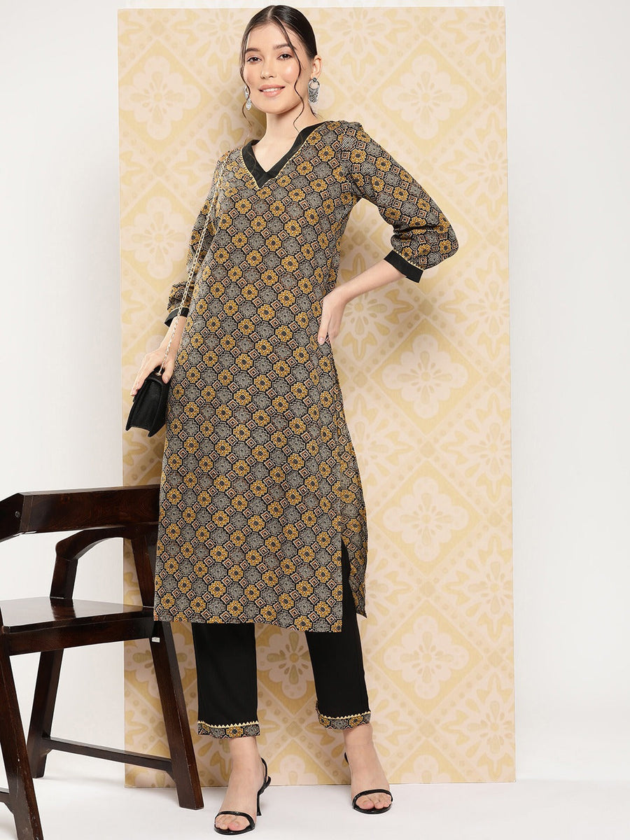 Shop trendy pure cotton kurta pant sets for women online – Yufta Store